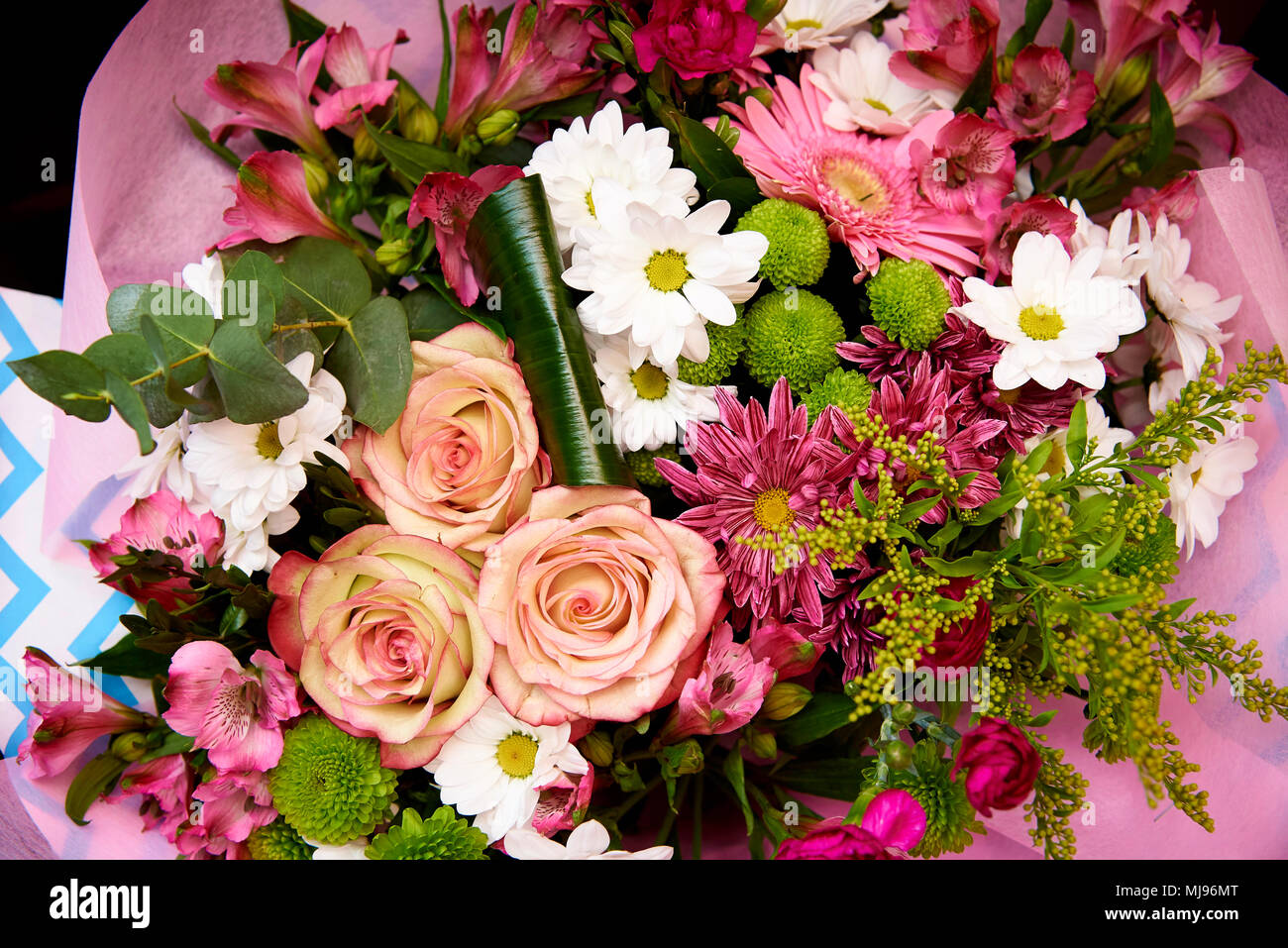 Pink wrapper hi-res stock photography and images - Alamy