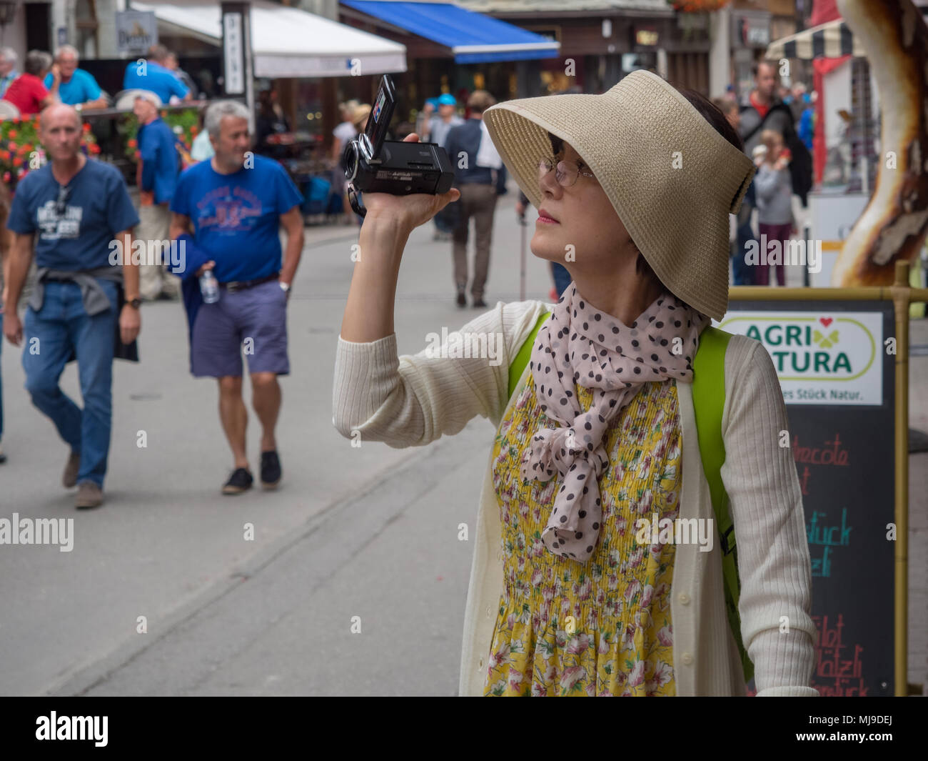 Zermatt street scenes hi-res stock photography and images - Alamy