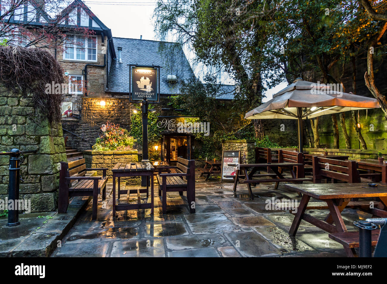 Lancaster lancashire night hi-res stock photography and images - Alamy