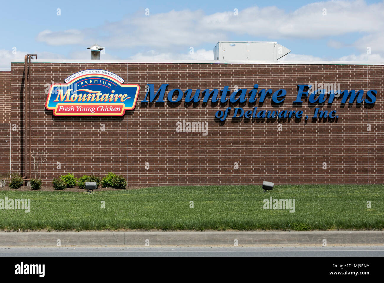 Mountaire farms hi-res stock photography and images - Alamy