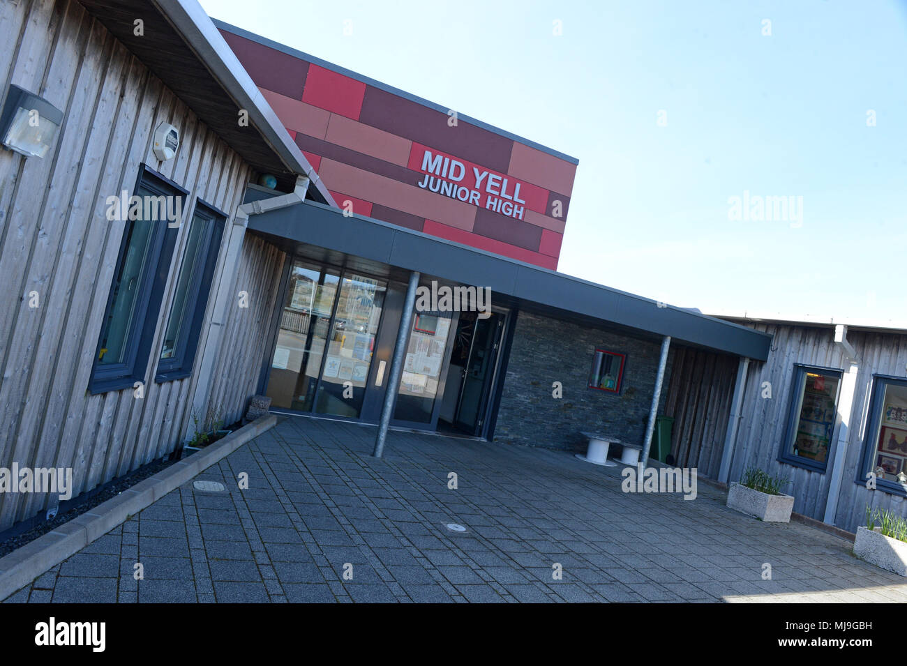 Mid yell hi-res stock photography and images - Alamy