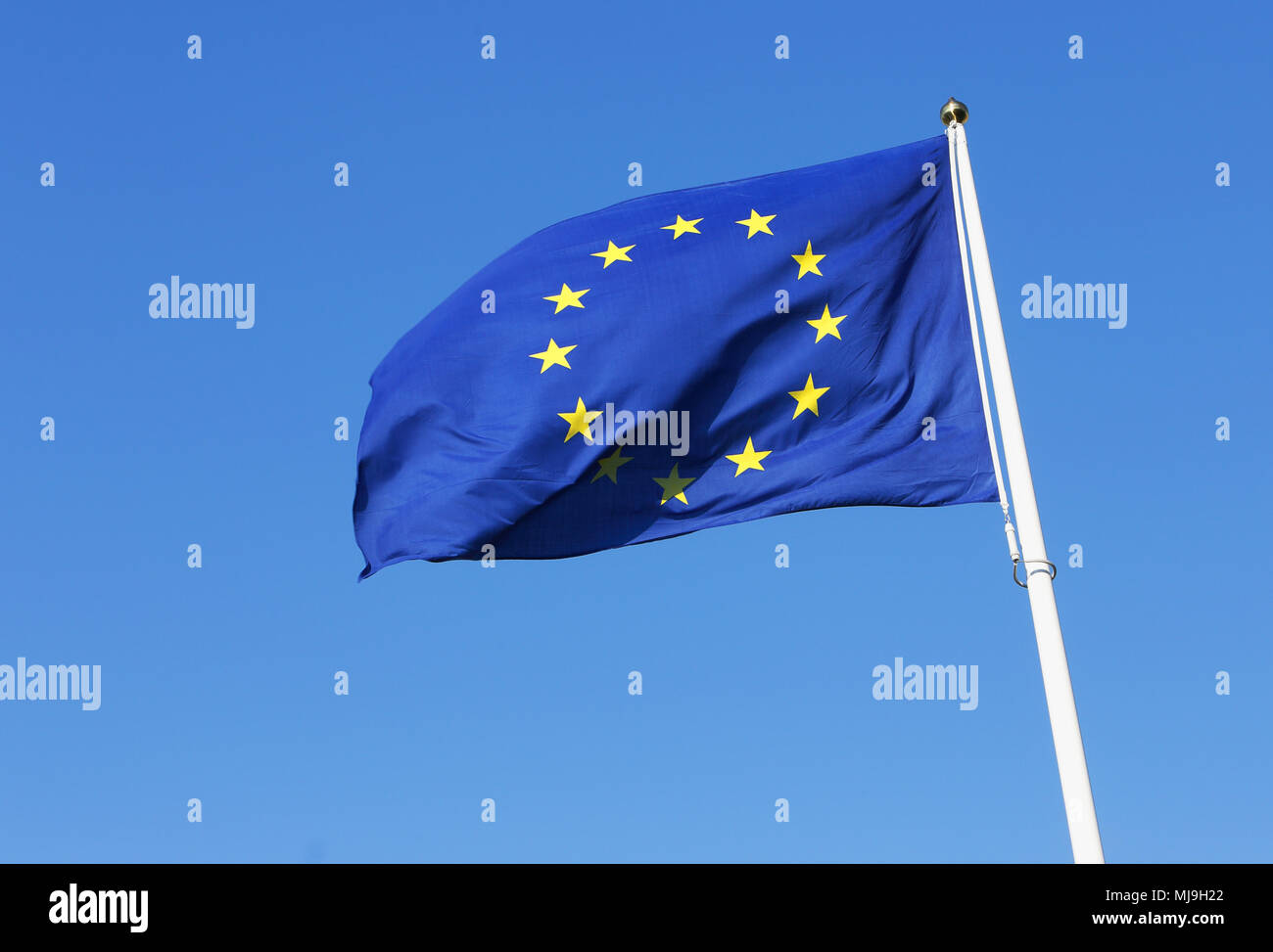 Union flag waving hi-res stock photography and images - Alamy