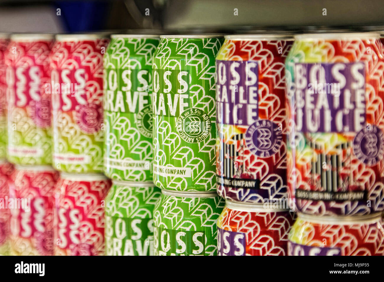 Beer cans uk hi-res stock photography and images - Alamy