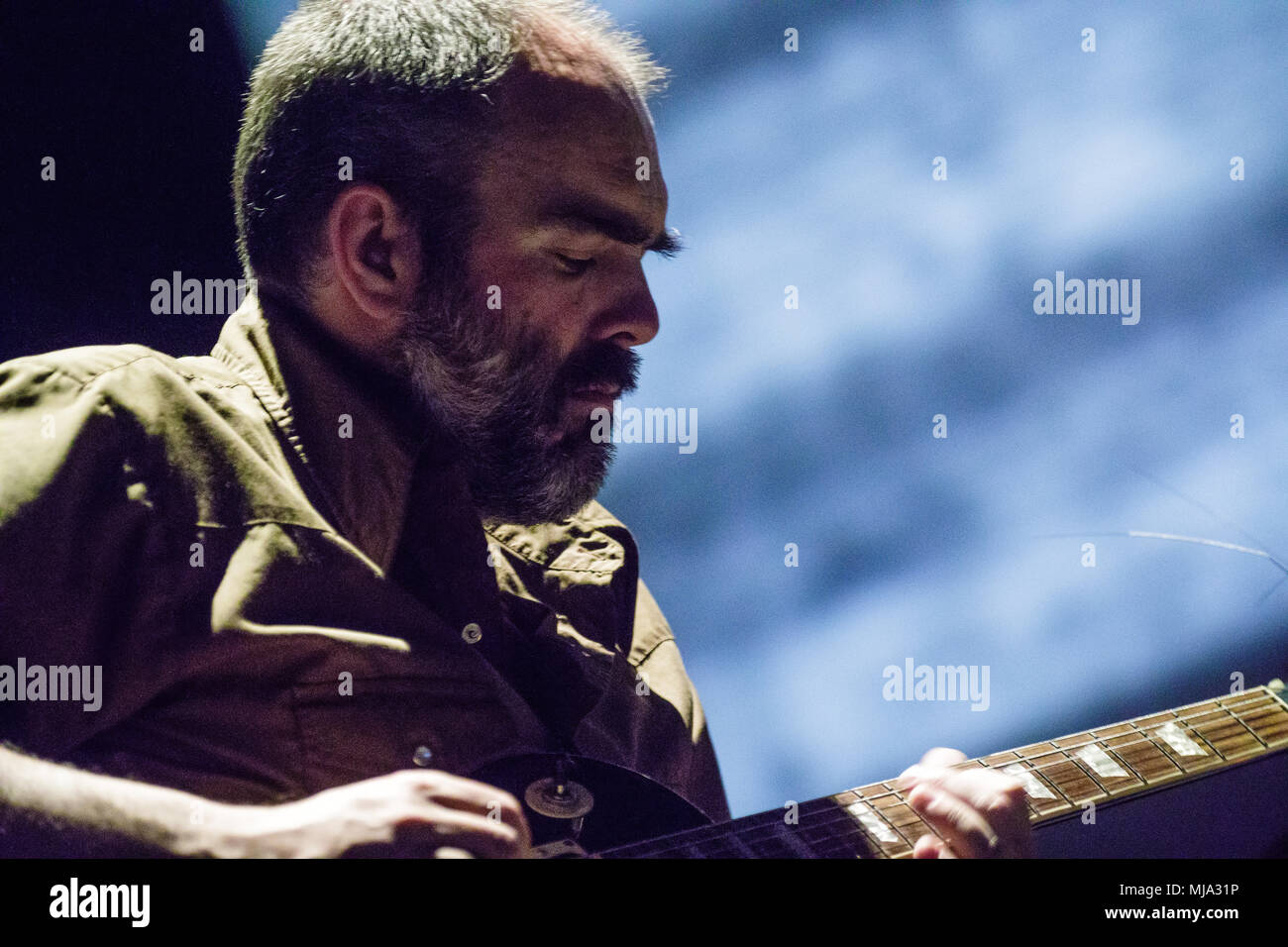 Mike moya hi-res stock photography and images - Alamy