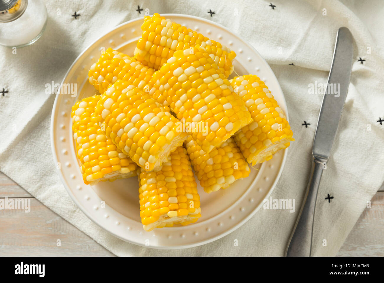 Raw sweet corn hi-res stock photography and images - Alamy