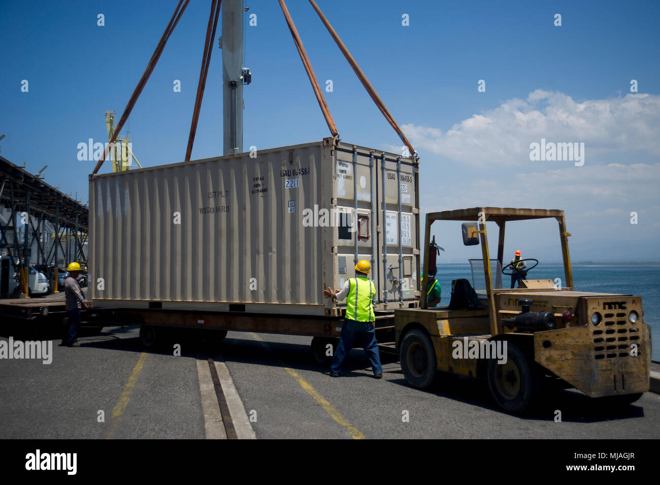 Connex box hi-res stock photography and images - Alamy