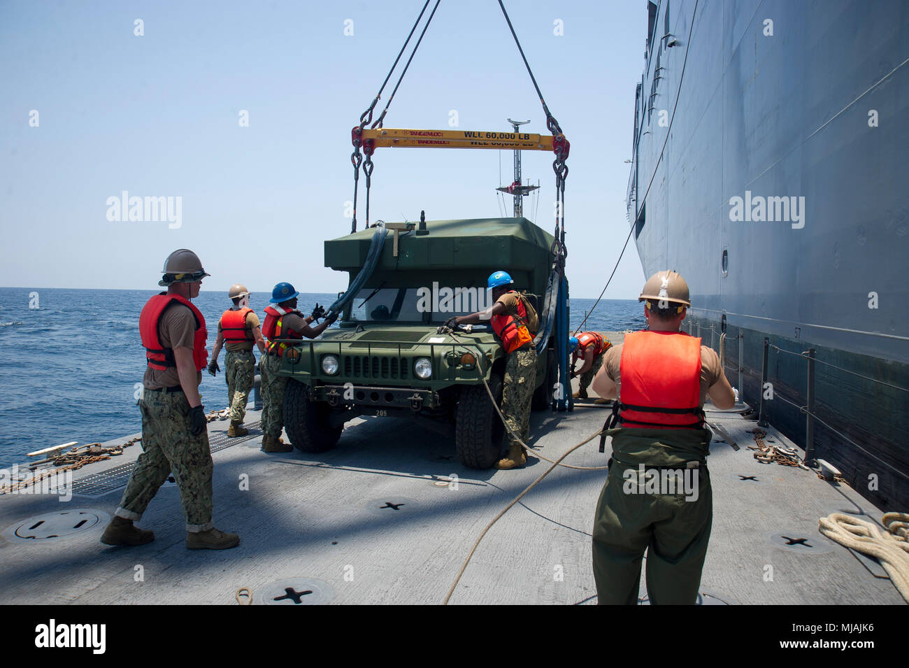 ACAJUTLA, El Salvador (April 21, 2018) Sailors from Naval Cargo ...