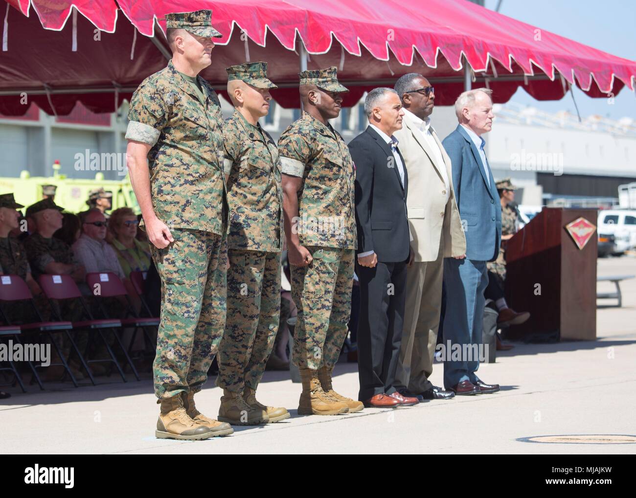 From left, Maj. Gen. Mark R. Wise, commanding general of 3rd Marine ...
