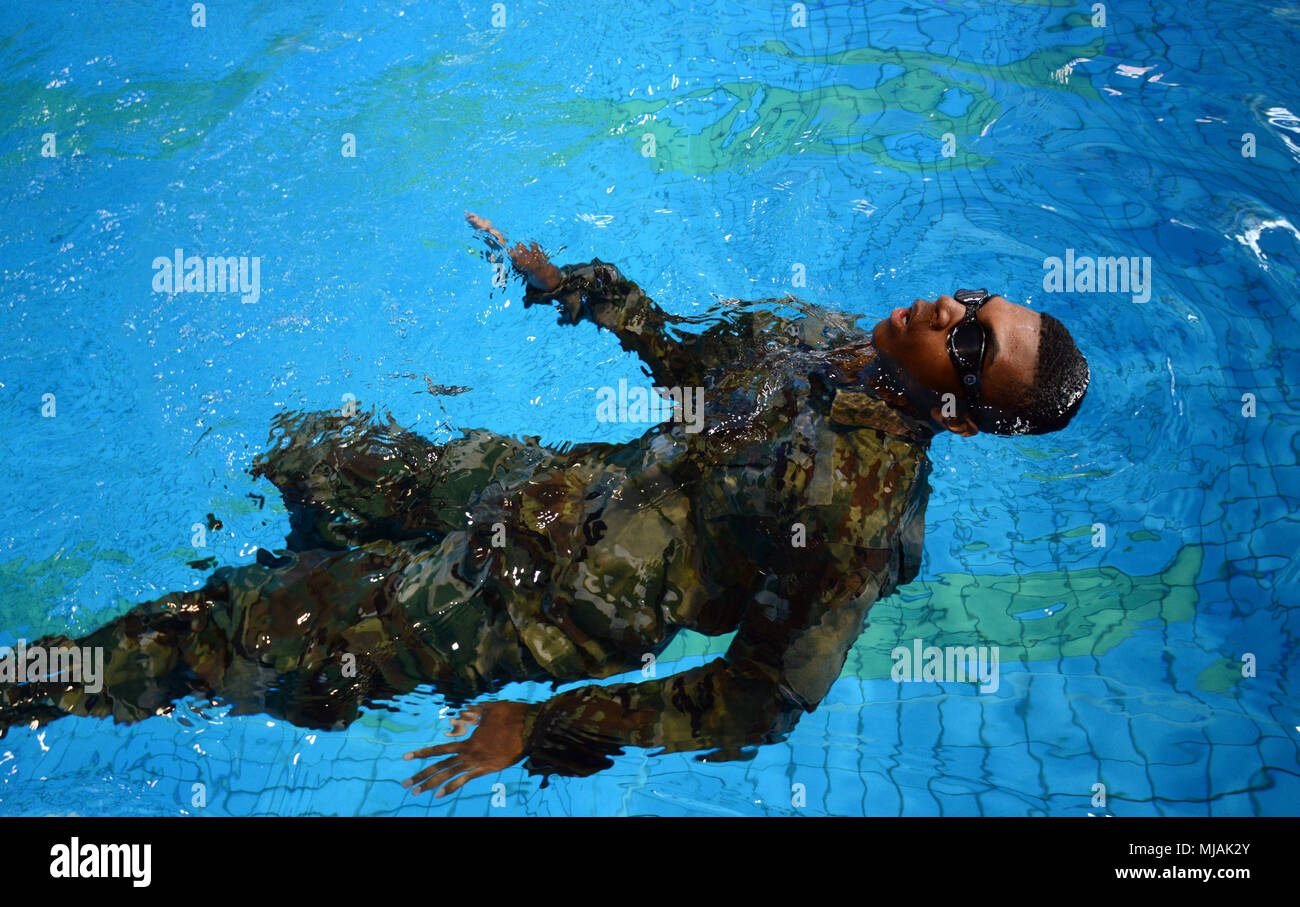 U.S. Soldiers from the 66th Military Intelligence Brigade particpate in ...