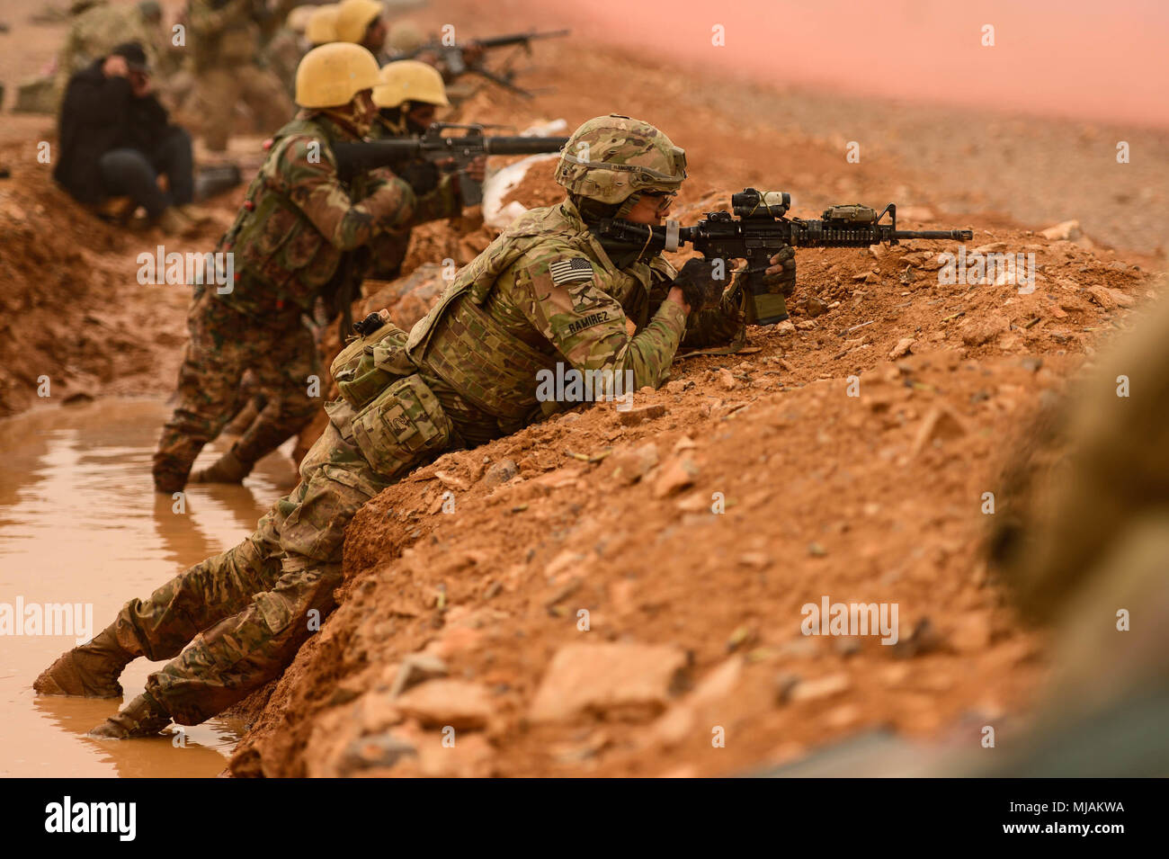 Soldiers with the 1st Battalion, 184th Infantry Regiment, California ...