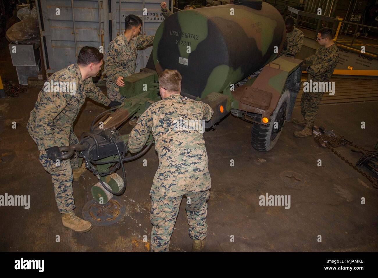 Combat cargo platoon hi-res stock photography and images - Alamy