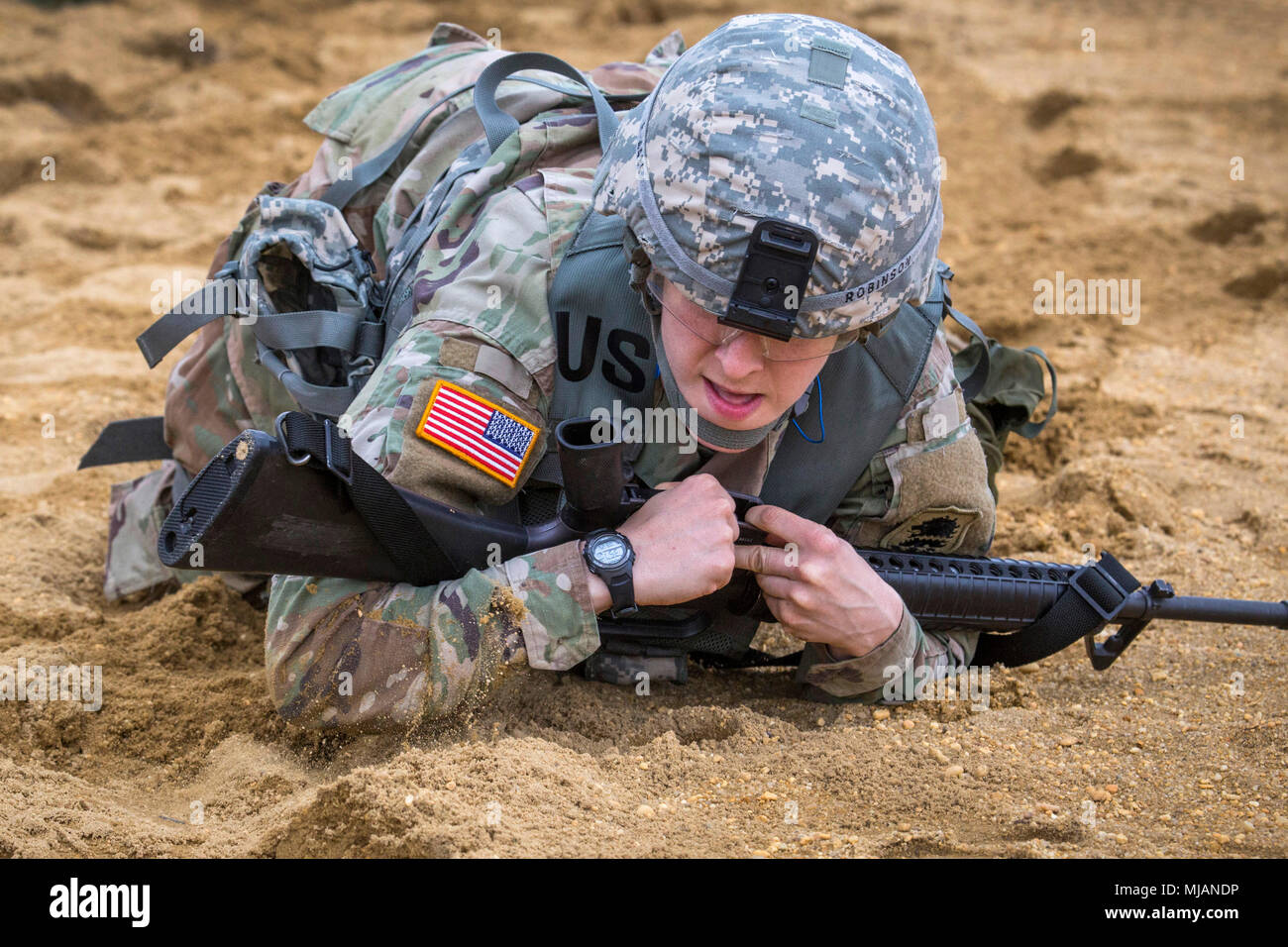 U.S. Army Spc. Jacqueline Robinson, 444th Mobile Public Affairs ...