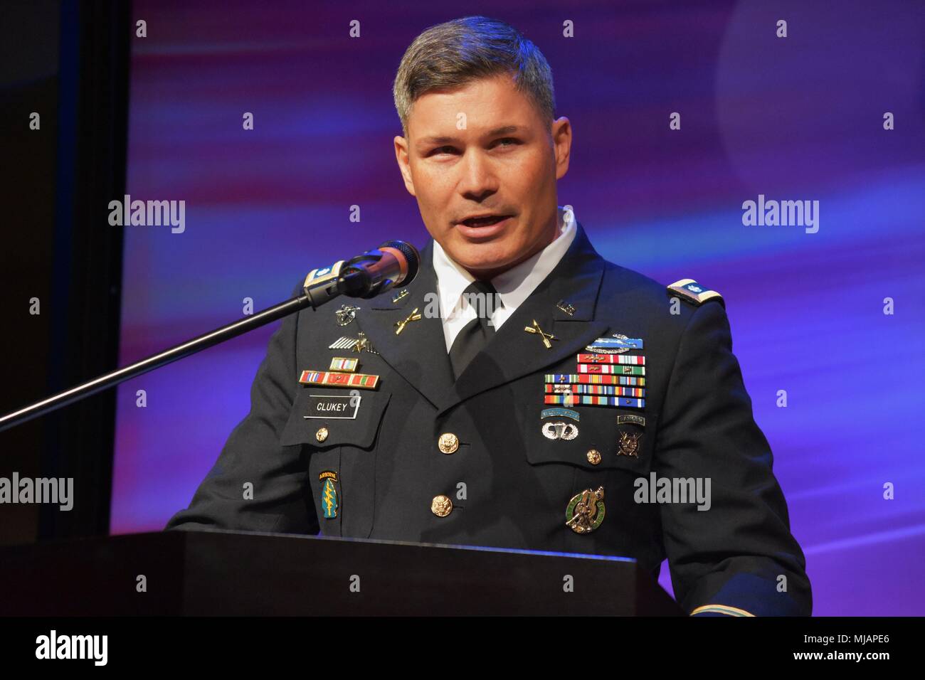 Lt col david clukey commander hi-res stock photography and images - Alamy