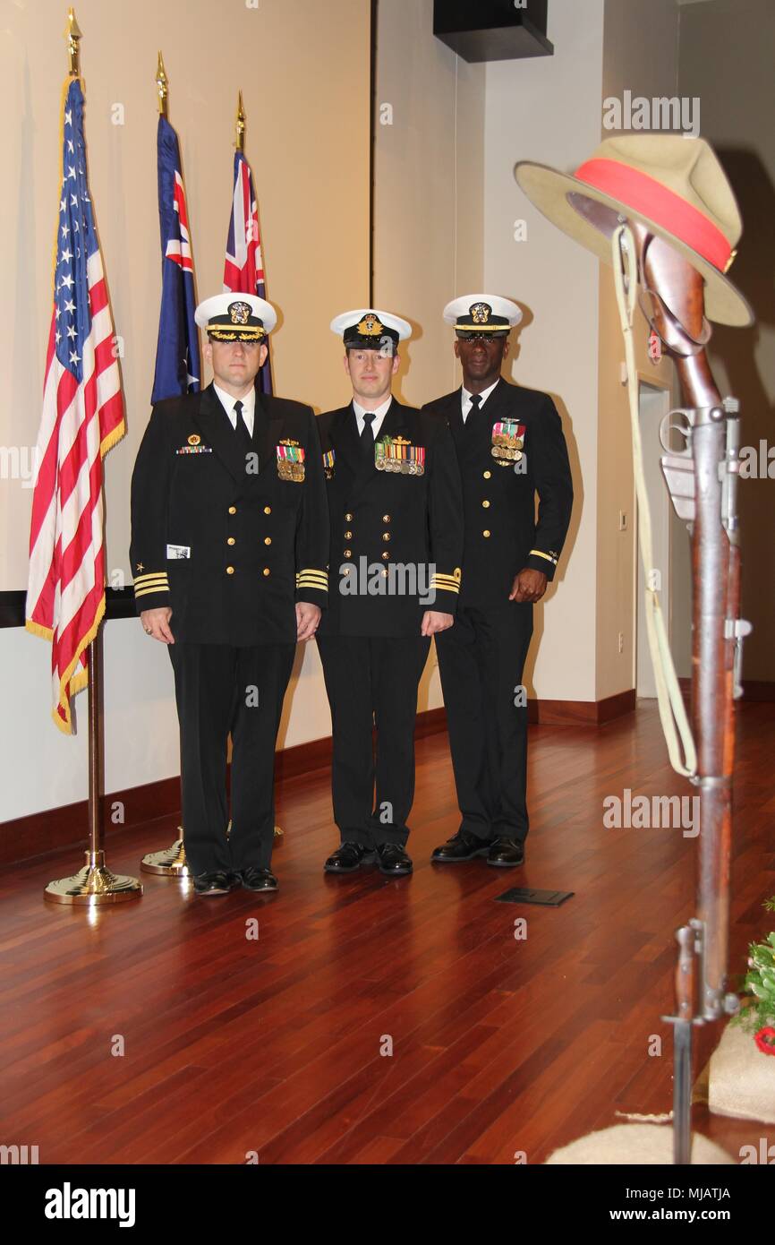Gen douglas macarthur memorial hi-res stock photography and images - Alamy