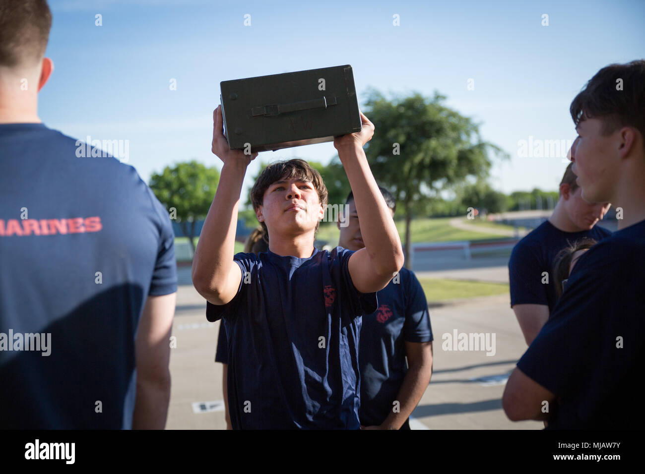 Marine corps recruiting station fort worth hi-res stock photography and ...