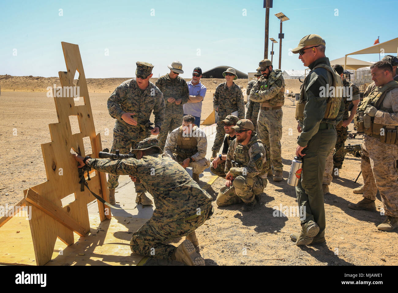 Combat marksmanship coaches course hi-res stock photography and images ...