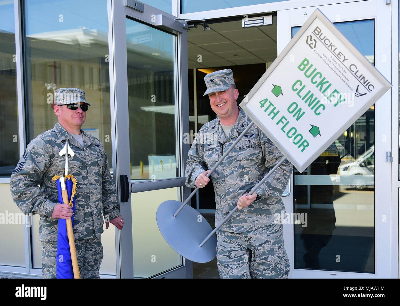 Colonel matthew hanson hi-res stock photography and images - Alamy