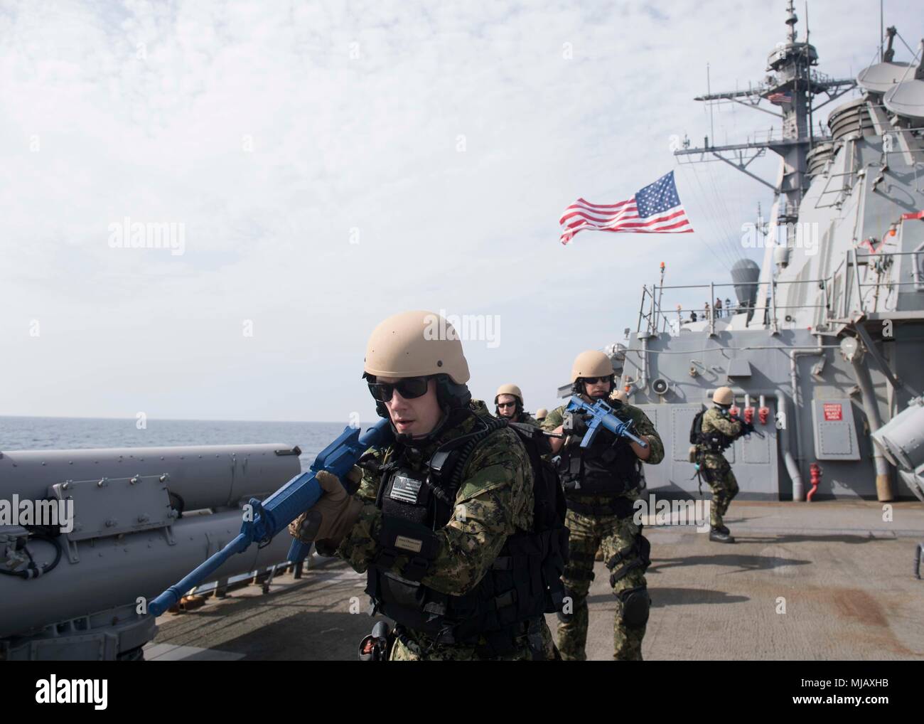 German frigate fgs hessen f221 hi-res stock photography and images - Alamy