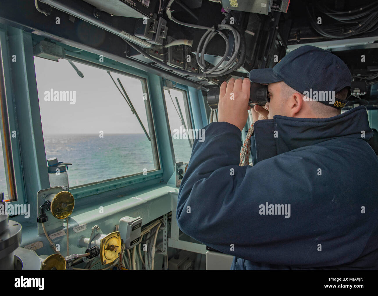 180426-N-UB406-0041 NORTH SEA (April 26, 2018) Ensign Major Ricke ...