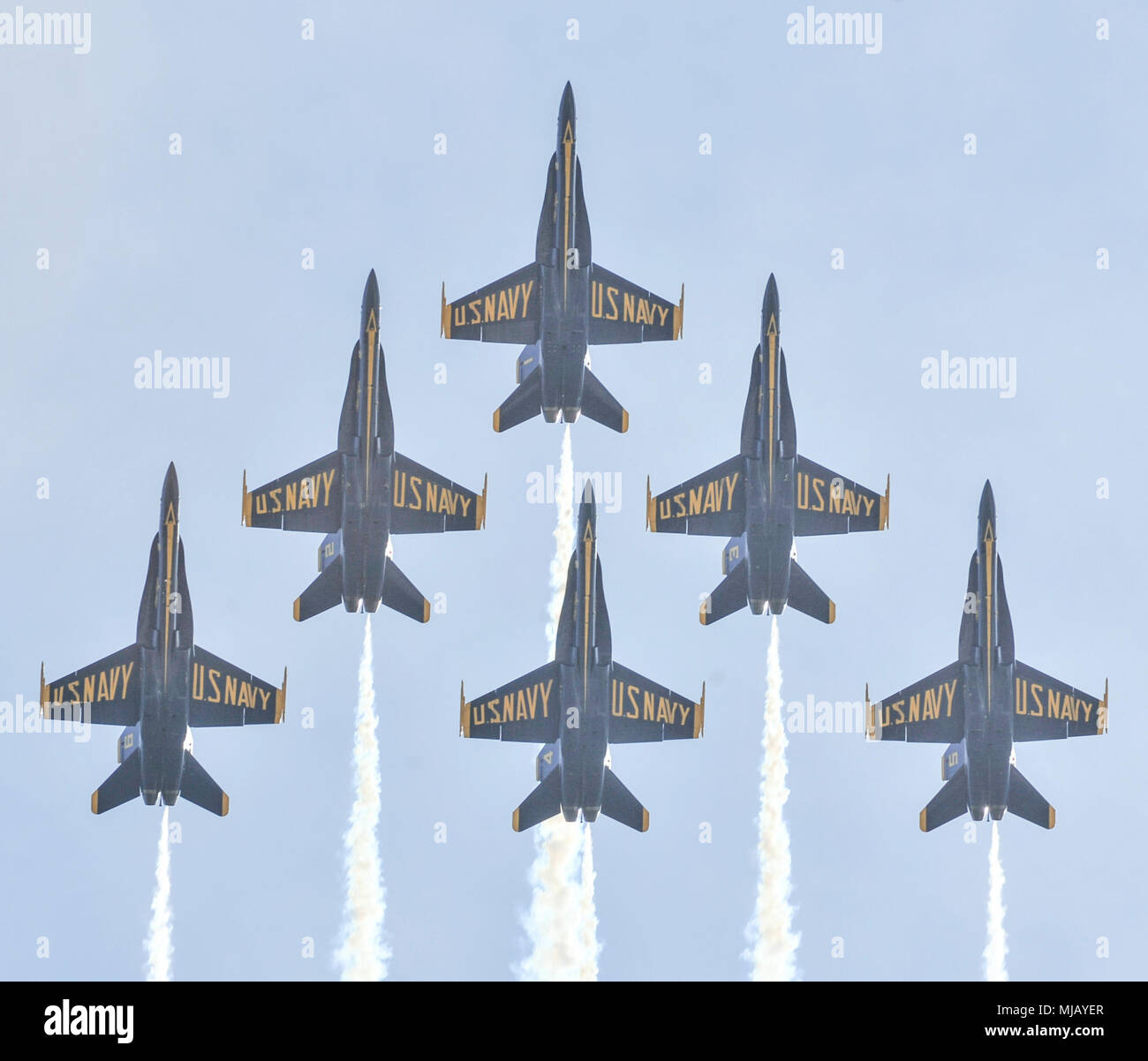 180426-N-IR734-4477 MYRTLE BEACH, S.C. (April 26, 2018) The Blue Angels ...