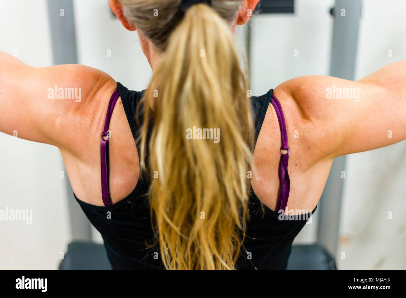 Female body builder hi-res stock photography and images - Alamy