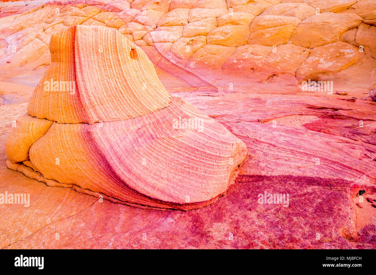 Colorful stripes in sandstone hi-res stock photography and images - Alamy