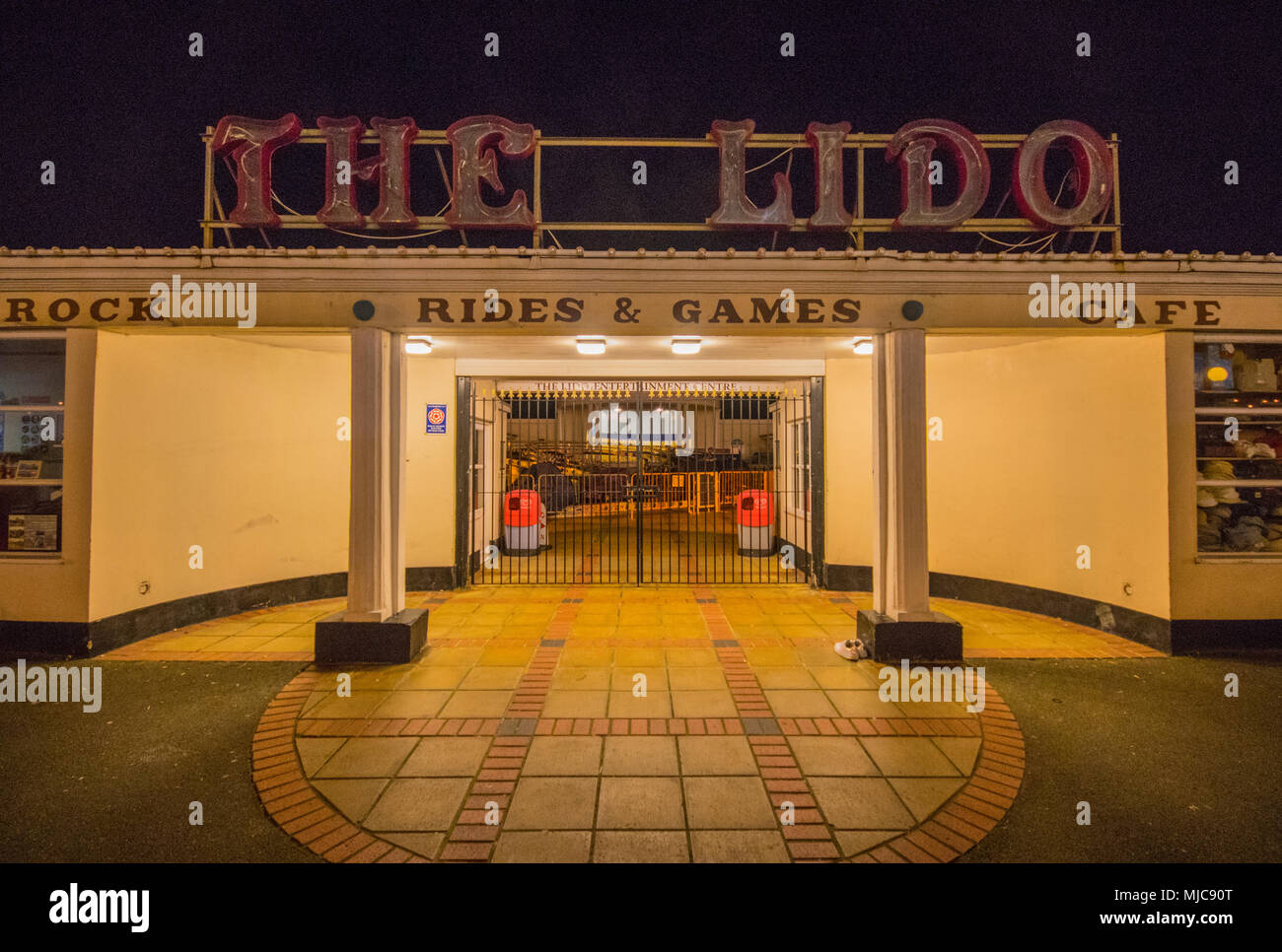 The Lido at Worthing seafront and promenade, West Sussex, UK Stock ...
