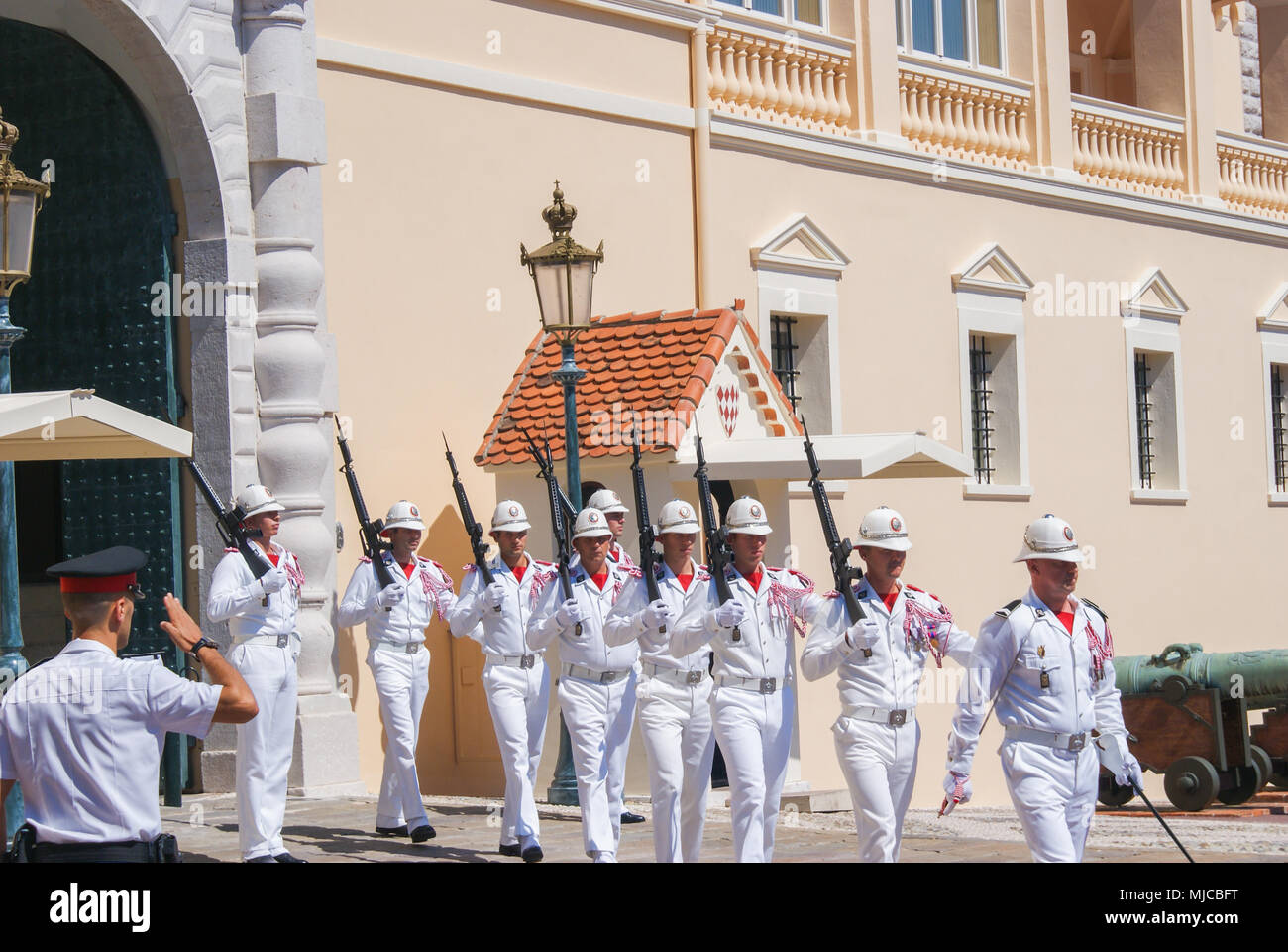 Changing of the guards, palais princier de monaco, monte-carlo Stock ...
