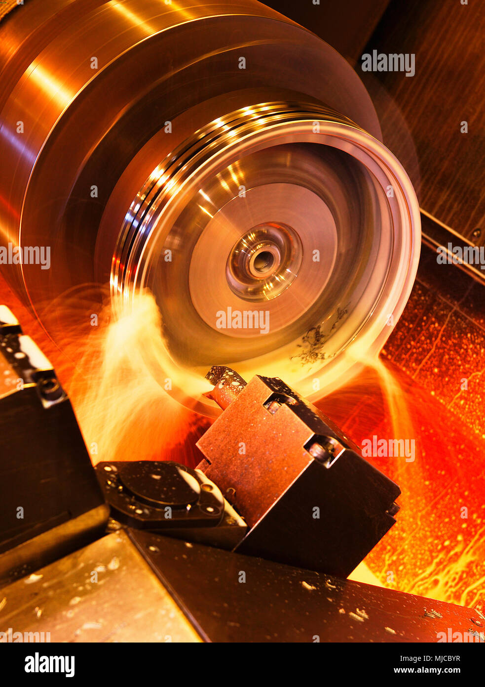 Milling machine hi-res stock photography and images - Alamy