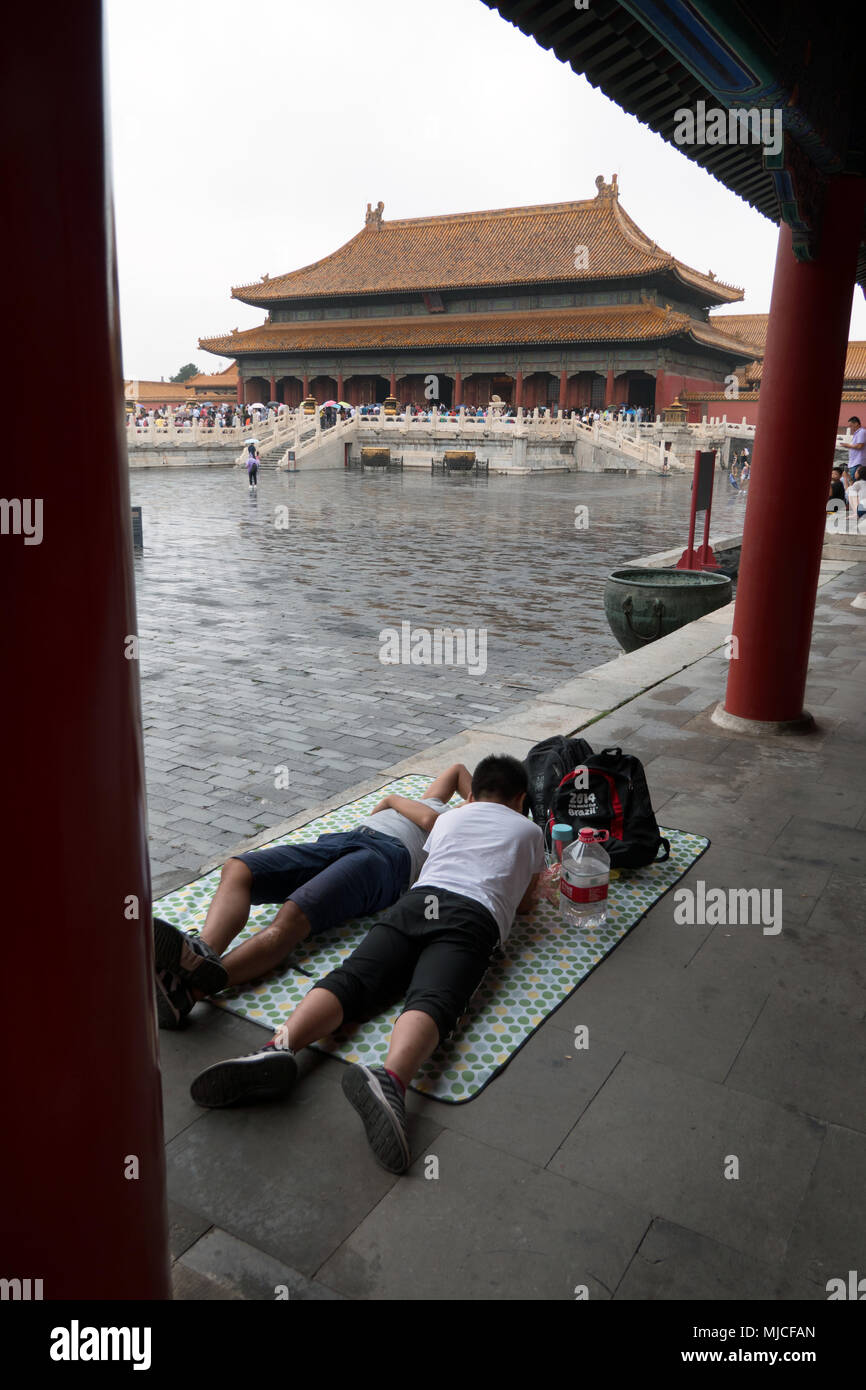 Chinese picnic hi-res stock photography and images - Alamy