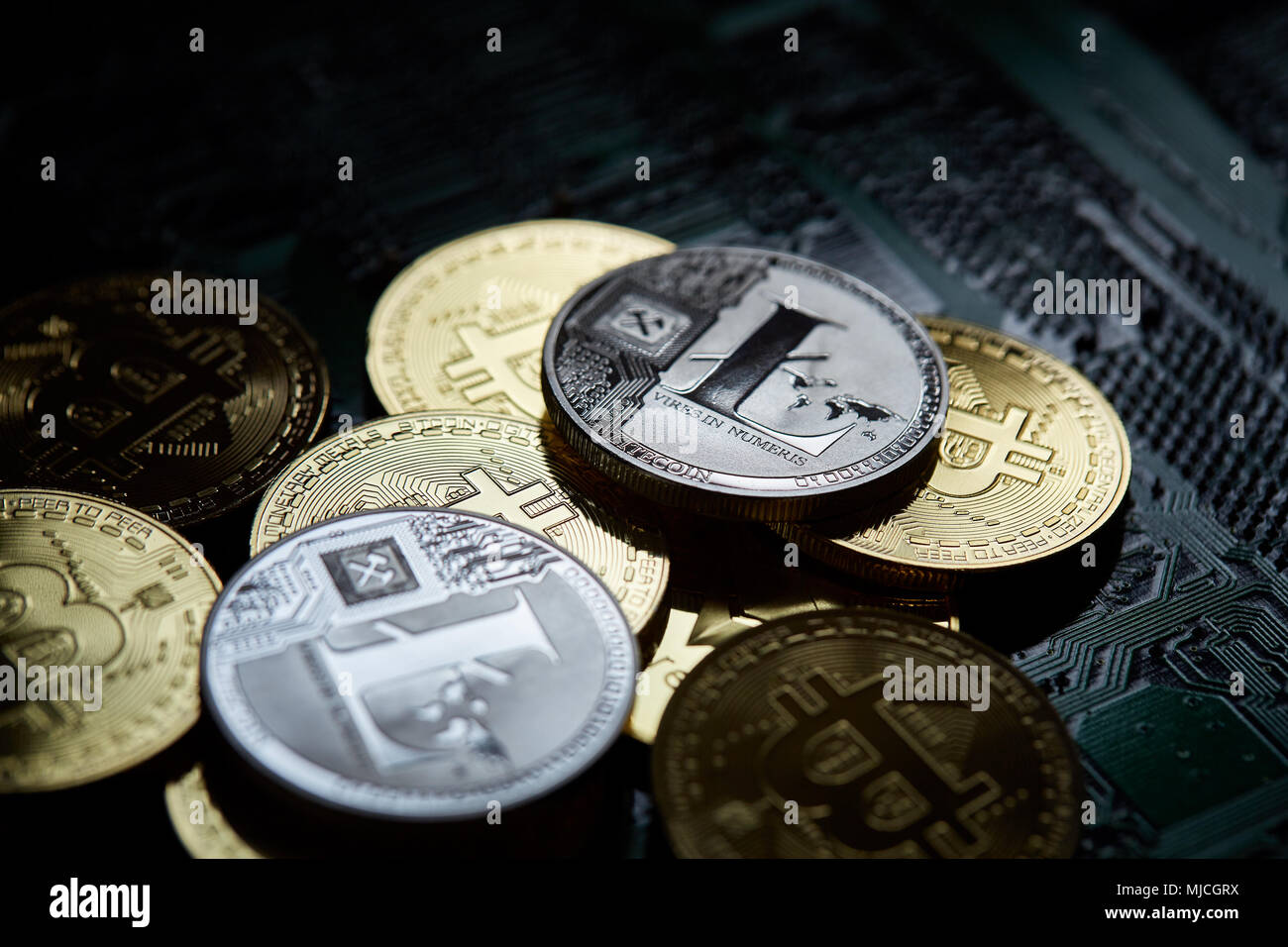 Cryptocurrencymining hi-res stock photography and images - Alamy