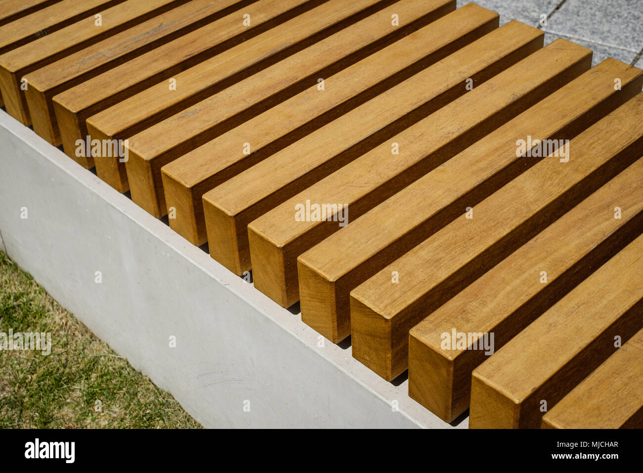 Modern concrete bench seat hi-res stock photography and images - Alamy
