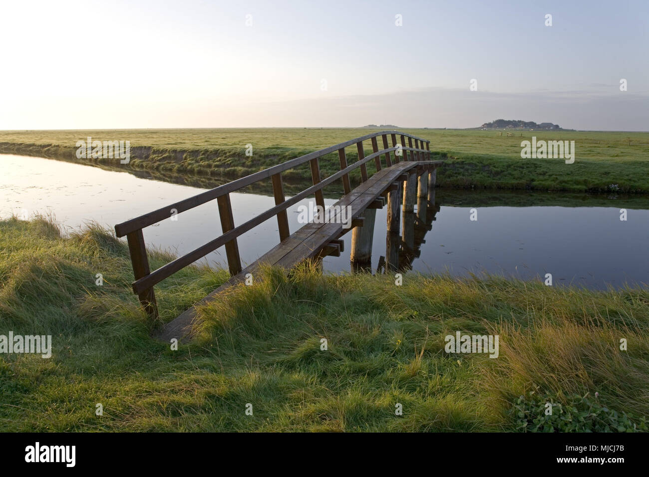 Bridge to the hanswarft and ockenswarft on the hallig hooge hi-res ...