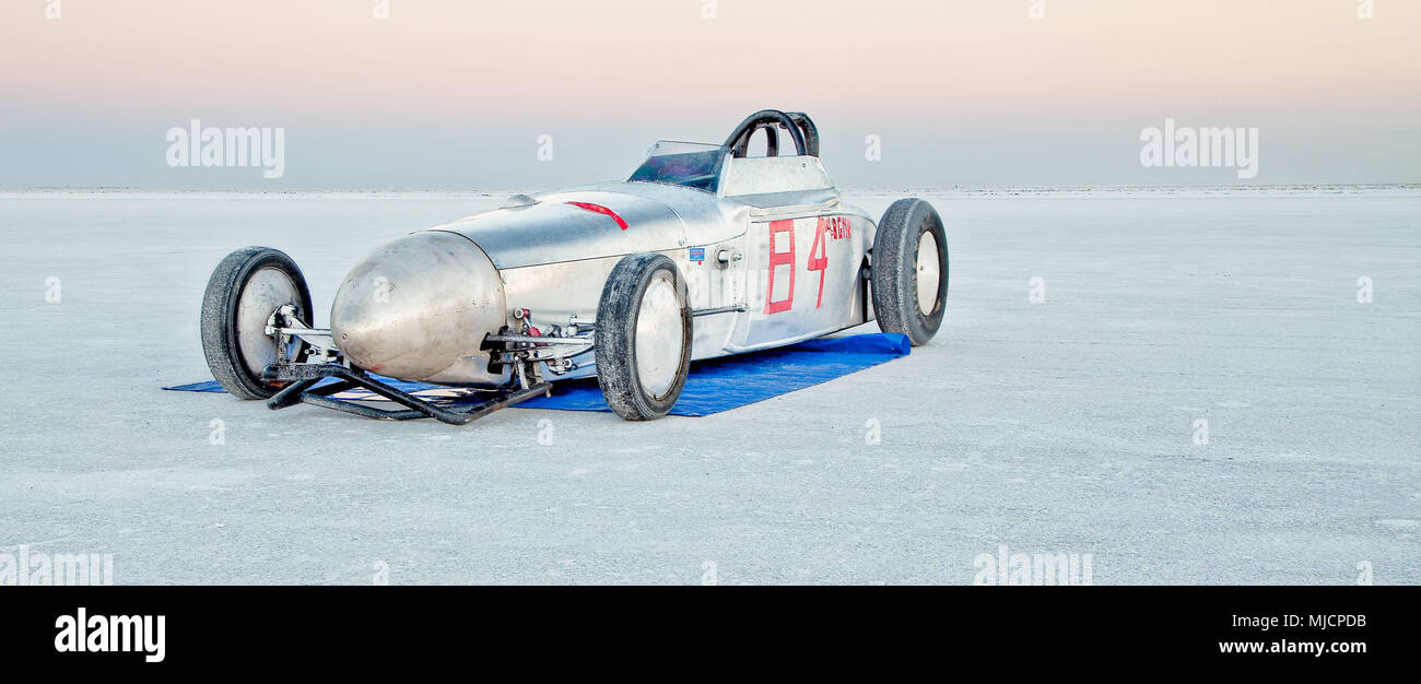 Self-built racing car, Bonneville Speed Week, Great Salt Lake, Utah ...