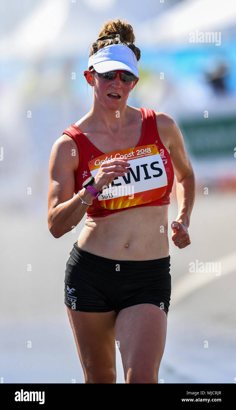 GOLD COAST, AUSTRALIA - APRIL 8: Heather Lewis competing in the Women's ...