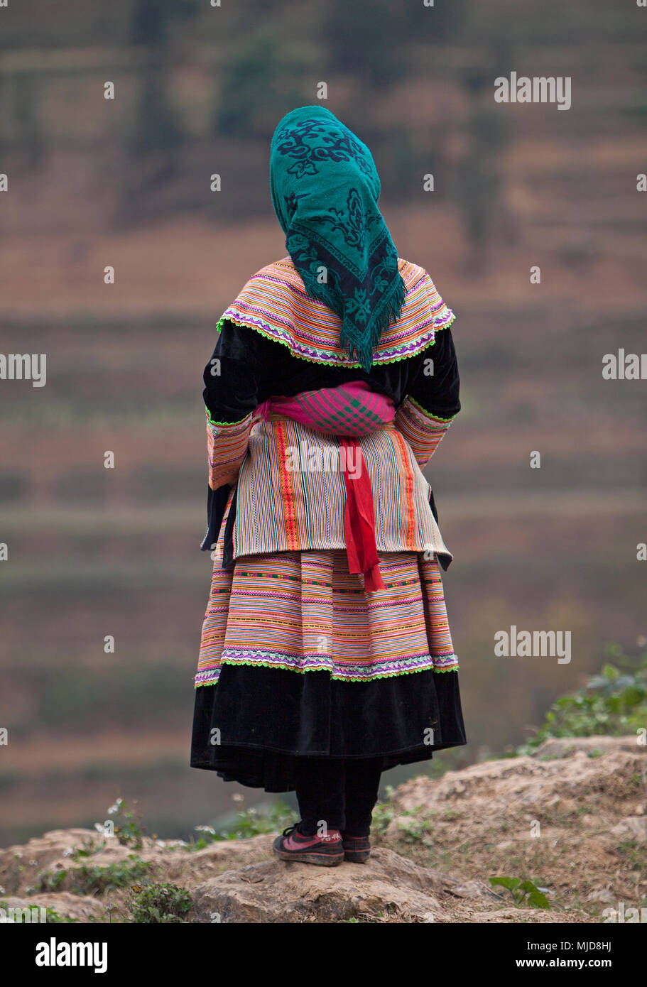 Hmong basket hi-res stock photography and images - Alamy