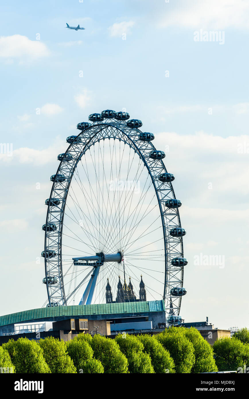 London Eye Ferris Wheel Stock Photo - Alamy