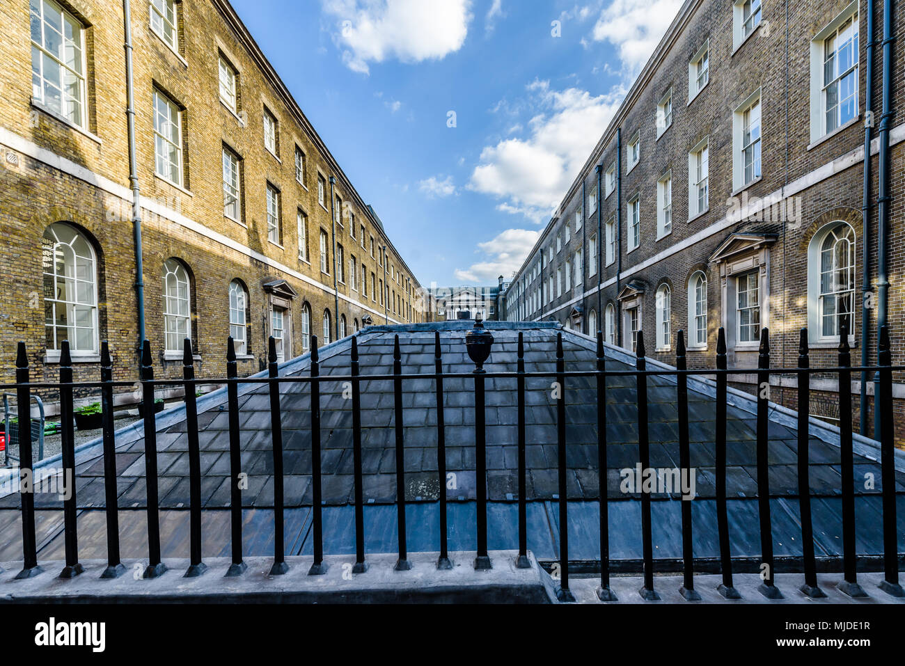Victorian Terrace covent garden London Stock Photo - Alamy