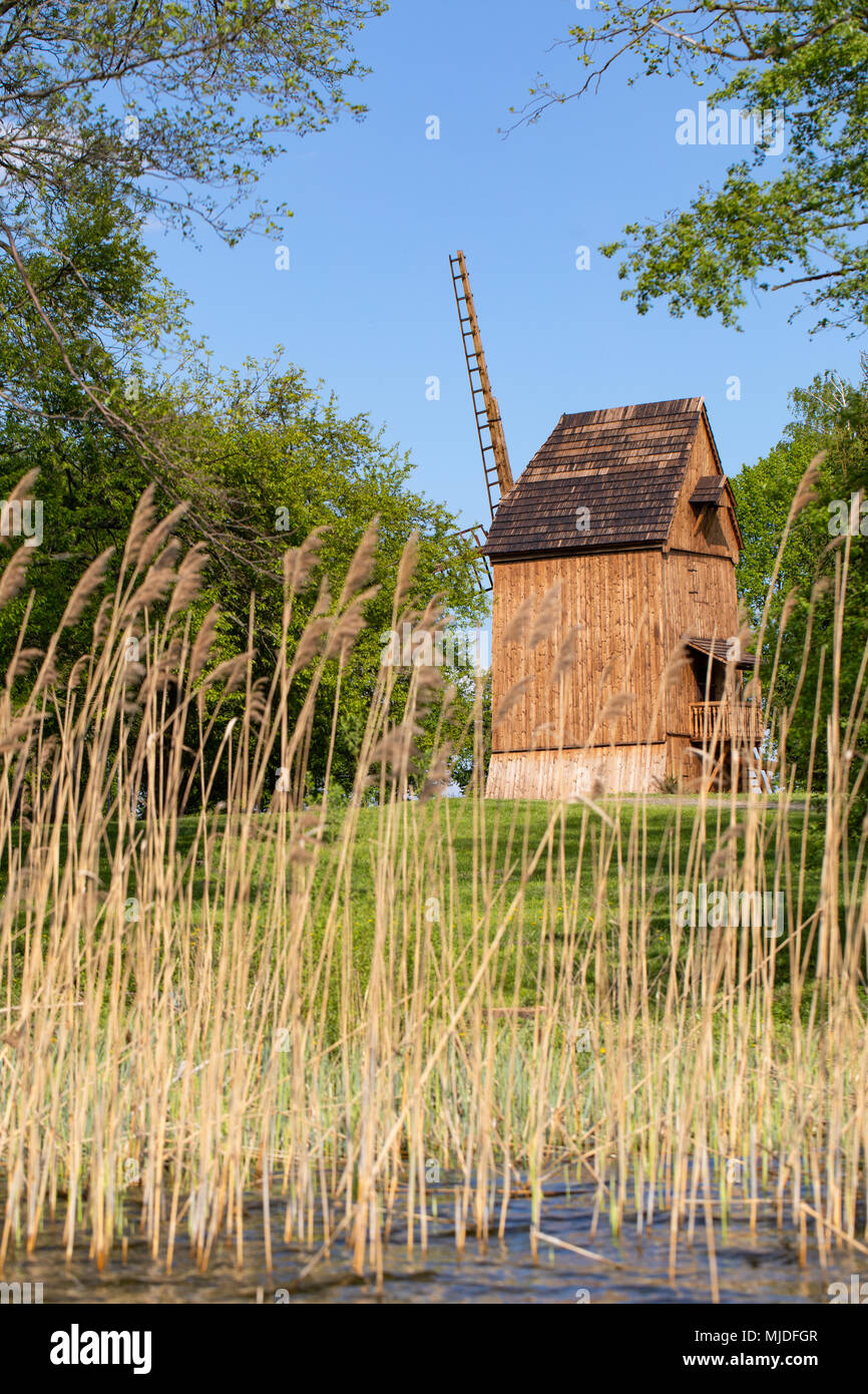 Lednica poland hi-res stock photography and images - Alamy