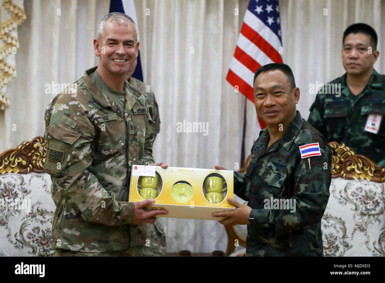 U s army lt col anthony hi-res stock photography and images - Alamy