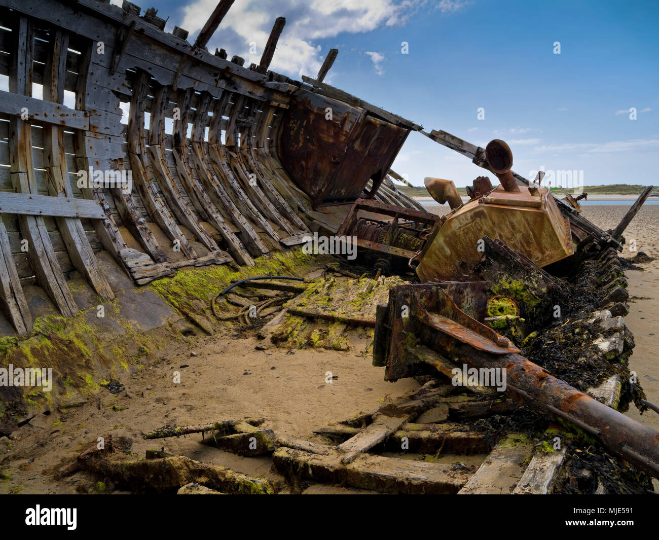 Ireland, Donegal, ship wreck at the Gweedore Bay close Derrybeg Stock ...