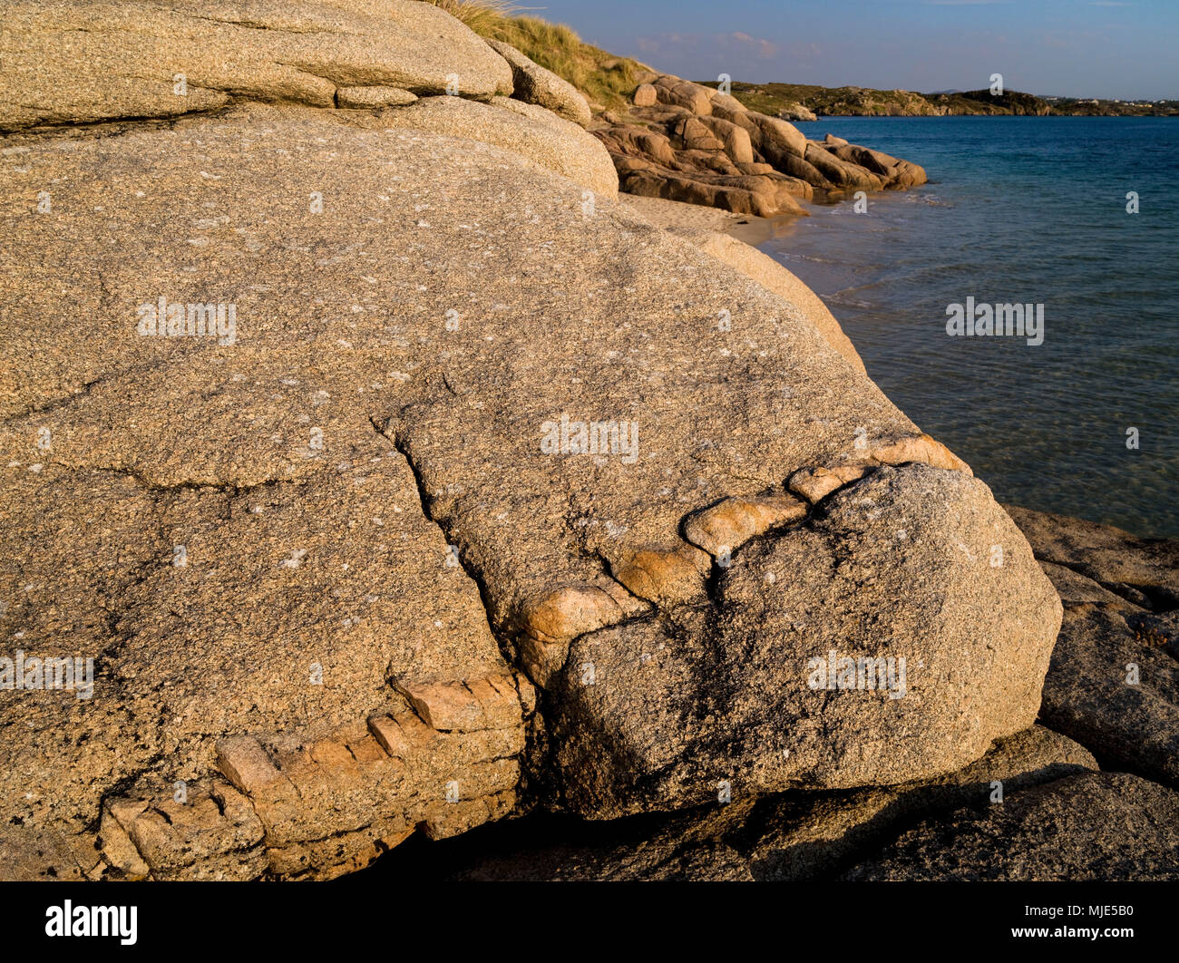 Ireland, Donegal, coast with pink-coloured granite rocks at the ...