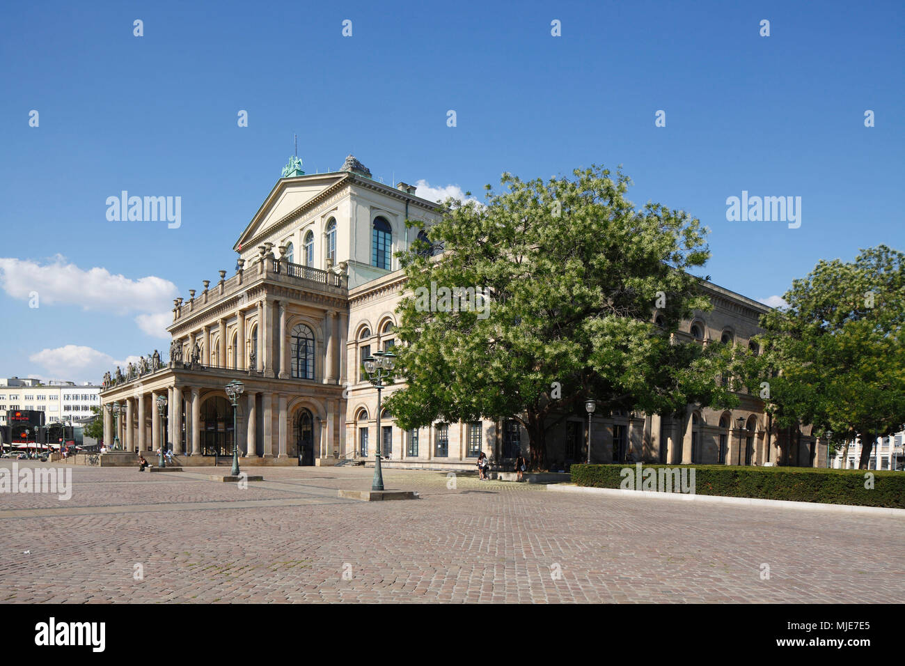 Opera house hannover state opera hi-res stock photography and images ...