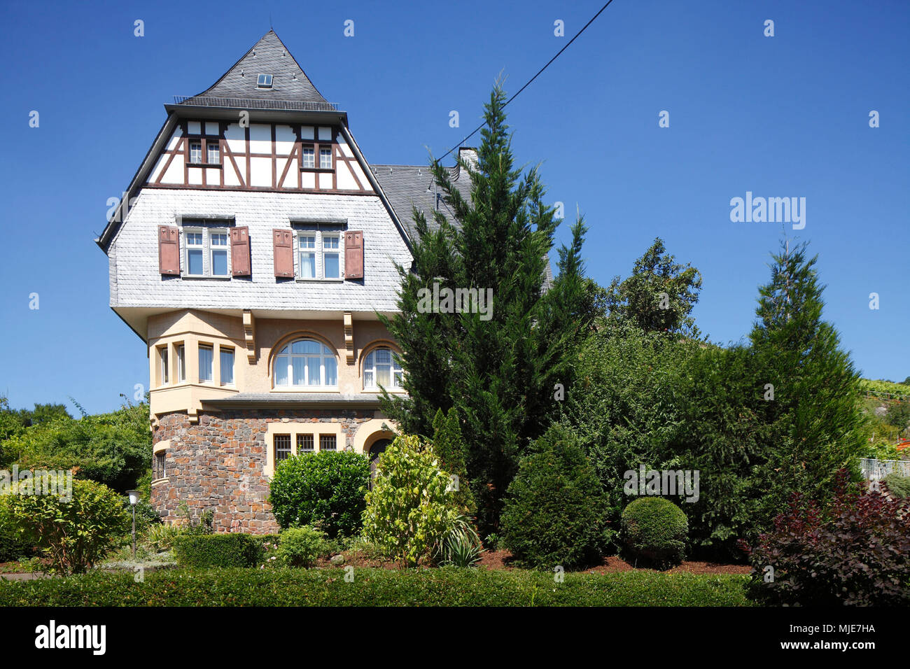 Half-timbered villa, Assmannshausen, Rüdesheim am Rhein, Upper Middle ...
