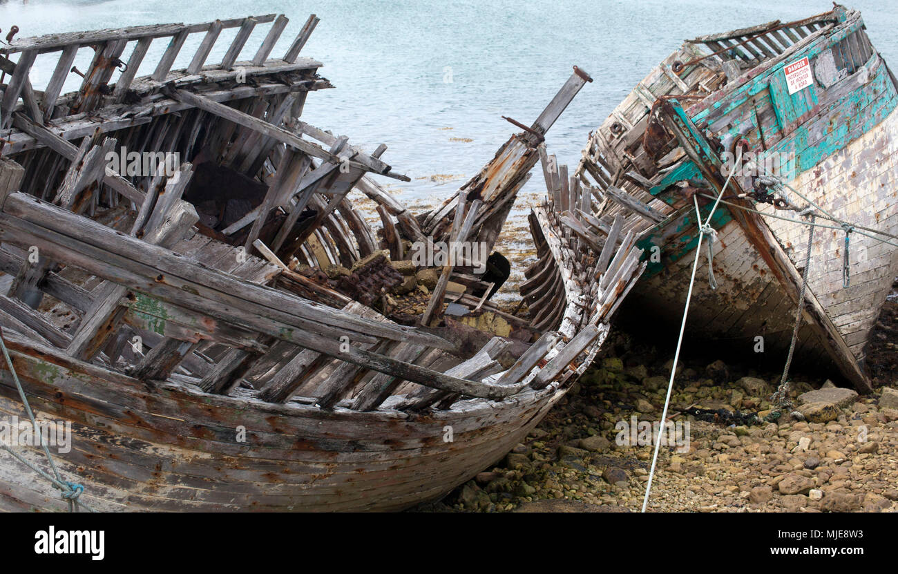Ship graveyard hi-res stock photography and images - Alamy
