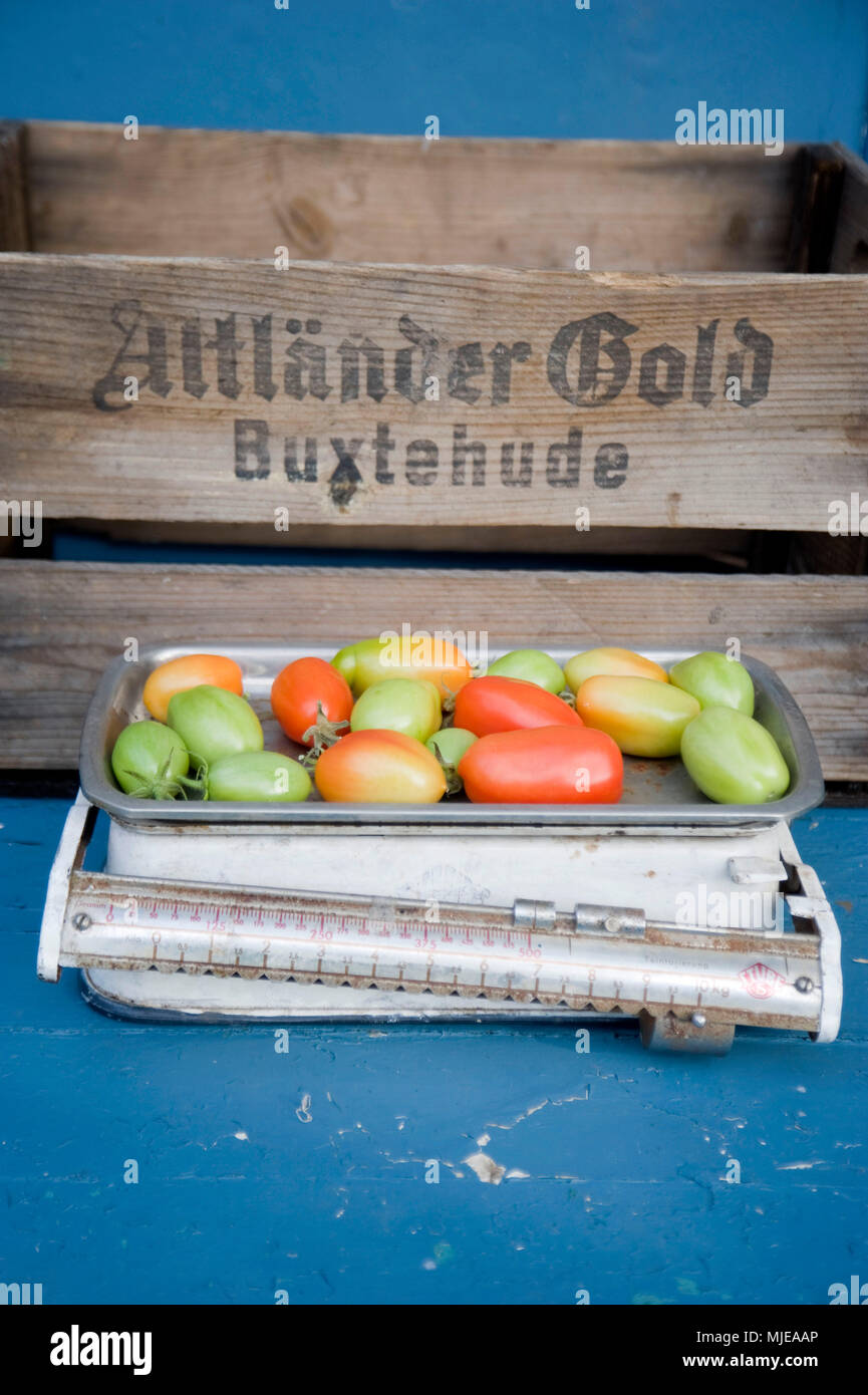 Kitchen_scale hi-res stock photography and images - Alamy