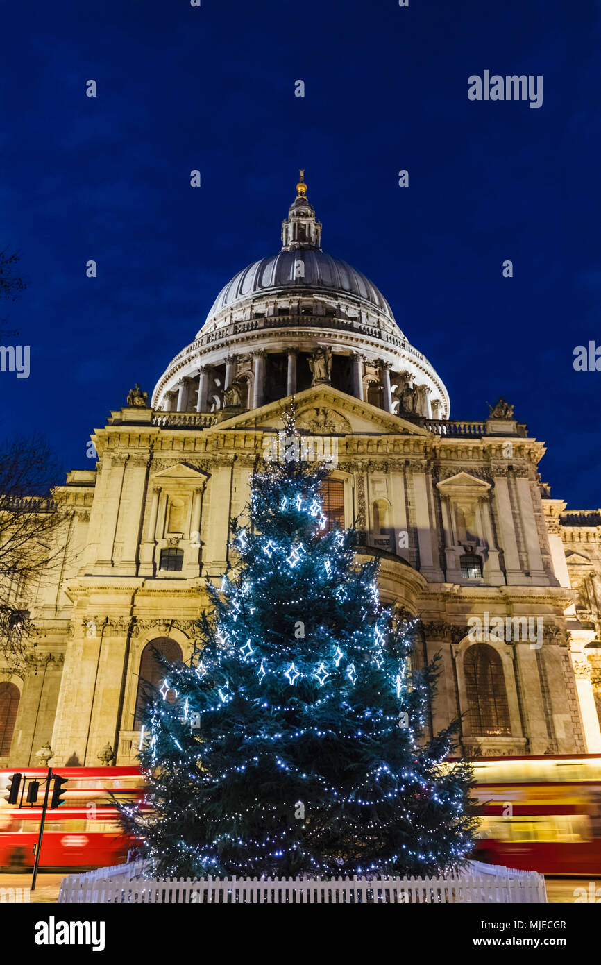 St pauls cathedral christmas hi-res stock photography and images - Alamy