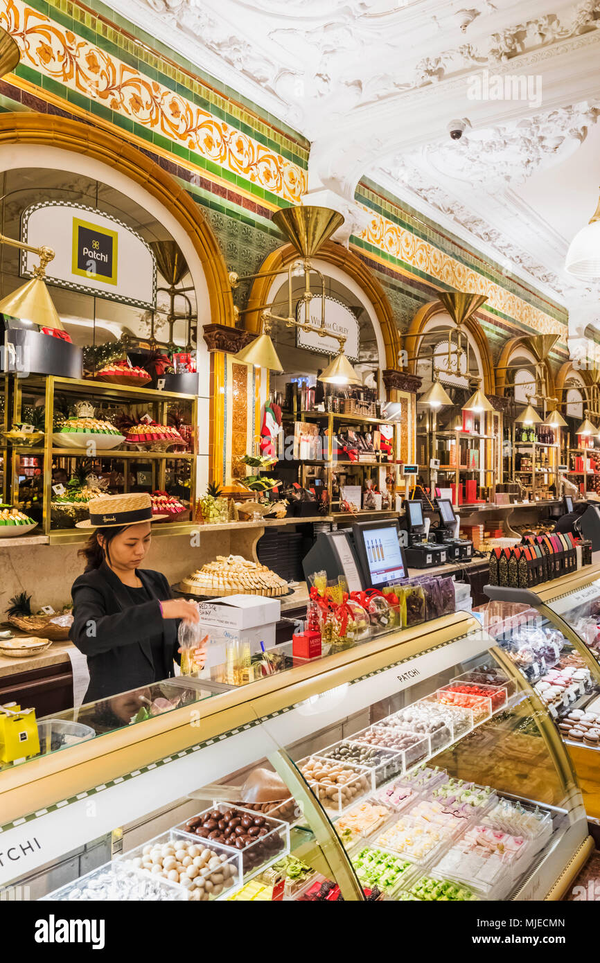 Harrods food hall hi-res stock photography and images - Alamy