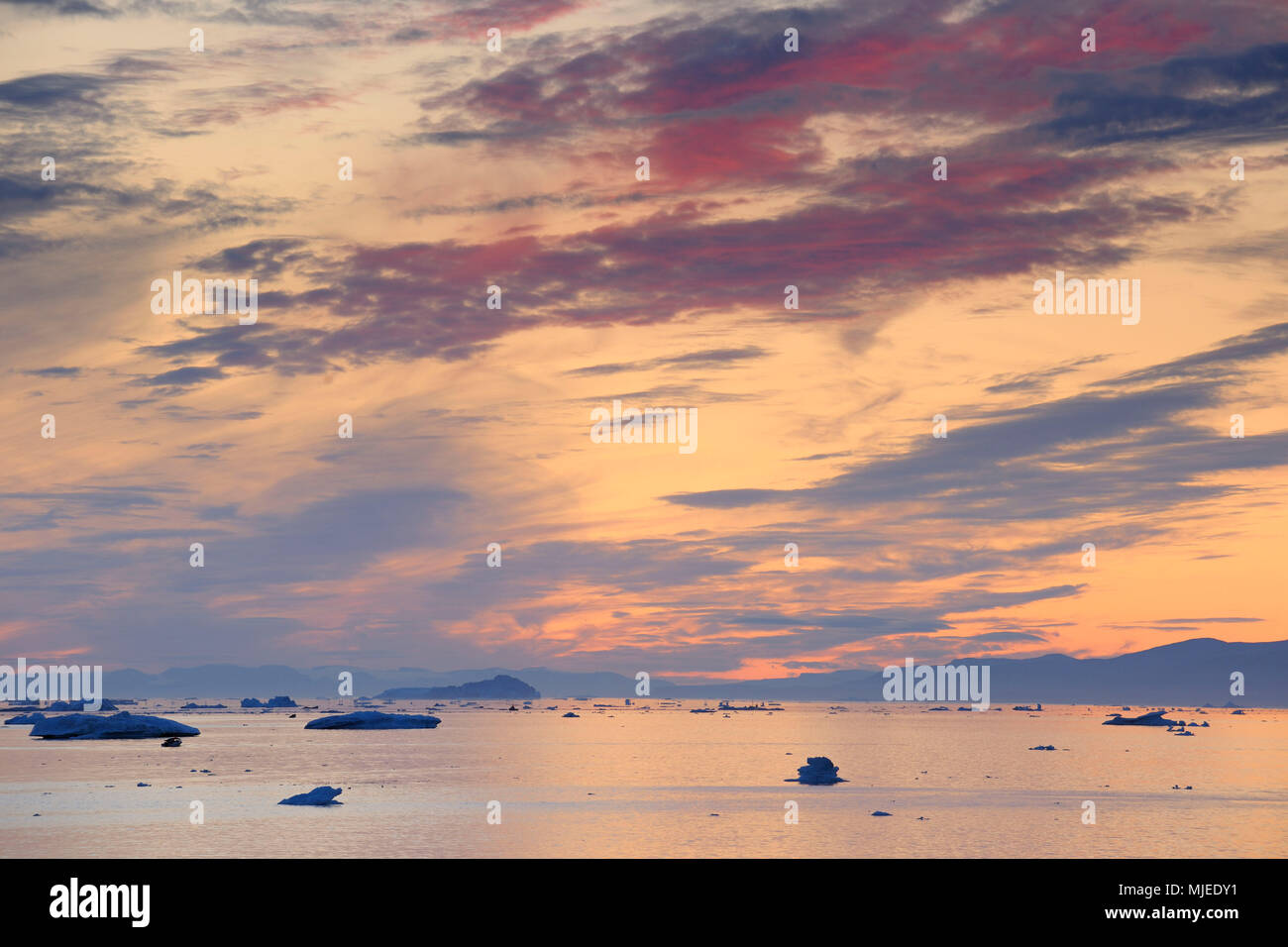 Icebergs at Ilulissat icefjord at sunset, Ilulissat, Icefjord, Disko ...