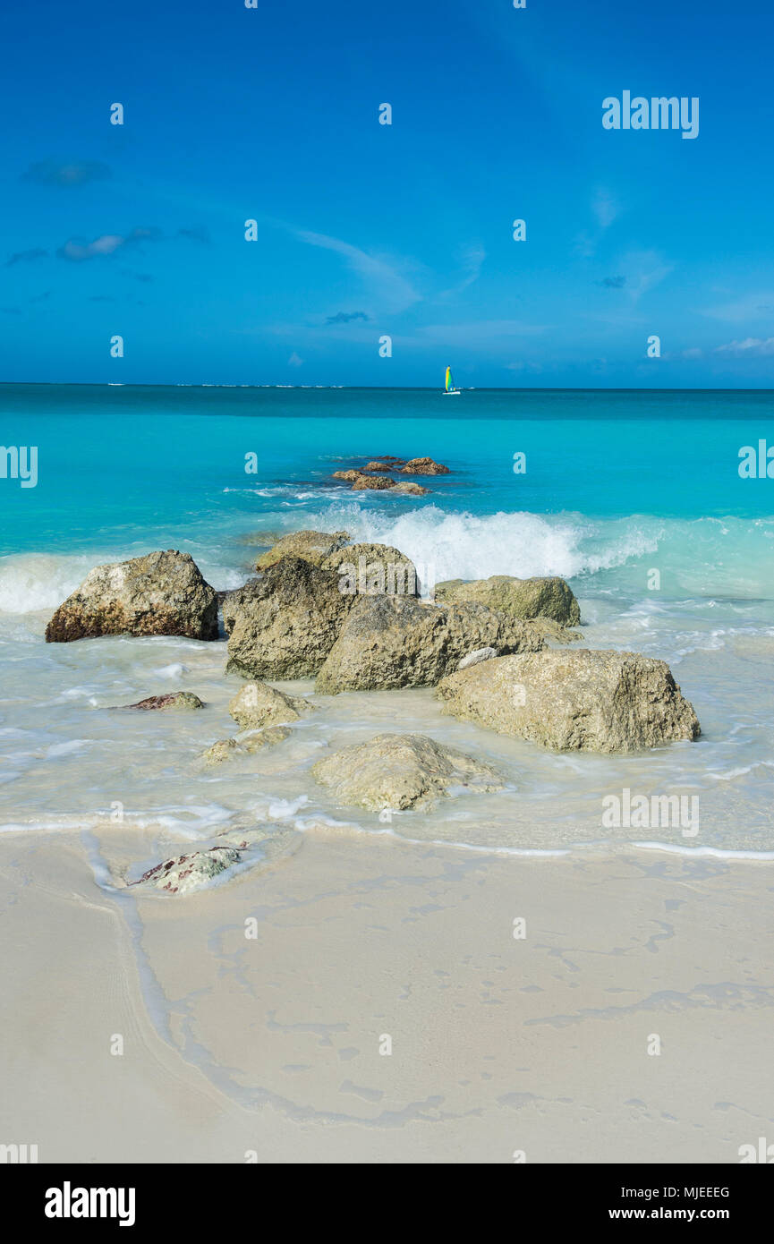 World famous white sand on Grace bay beach, Providenciales, Turks and ...